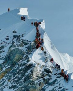 The Hillary Step On Everest: History, Controversy & Climbing Realities