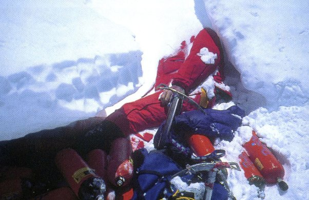 1996 Mount Everest Disaster: Causes, Deaths & Legacy